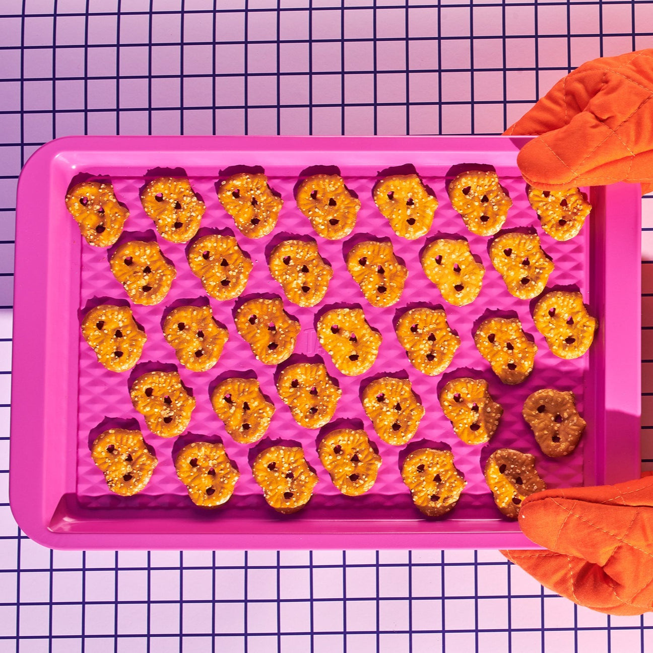 Olly's - Salted Original Pretzel Thins